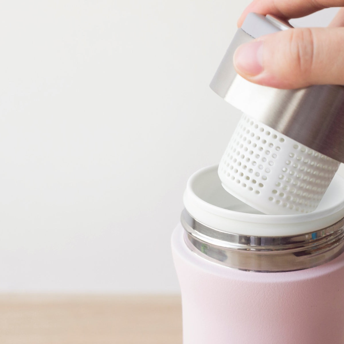 Swanz Kokoro Strainer Porcelain – Sulalat